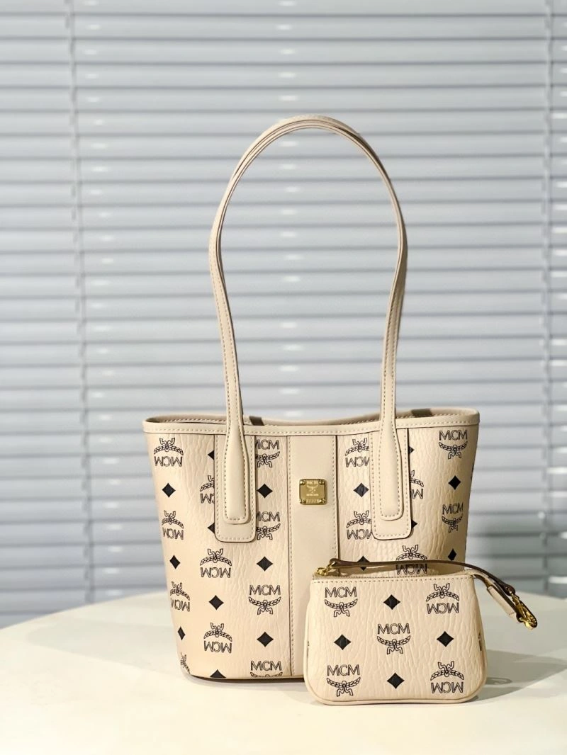 Bargain MCM Shopping Bags