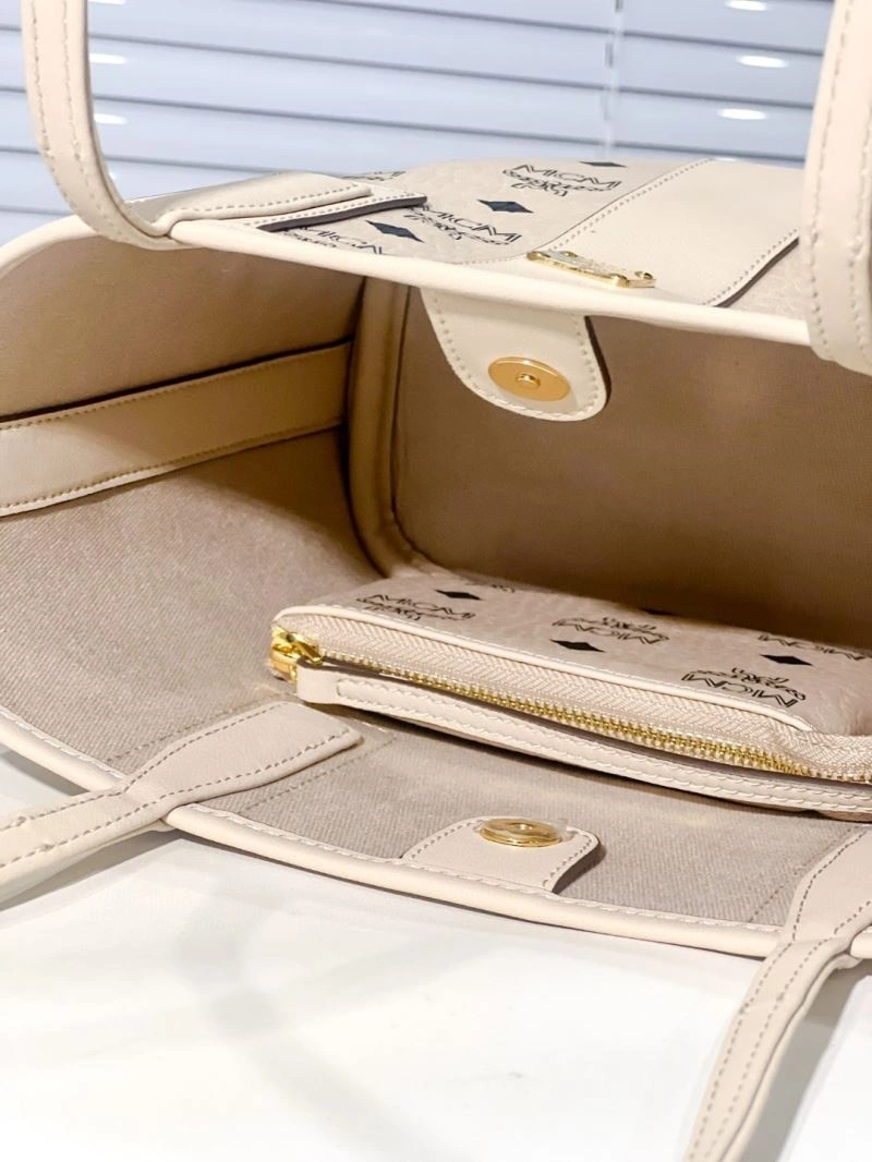 Bargain MCM Shopping Bags