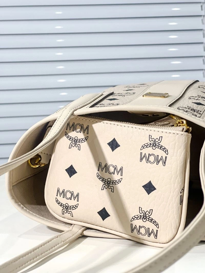 Bargain MCM Shopping Bags
