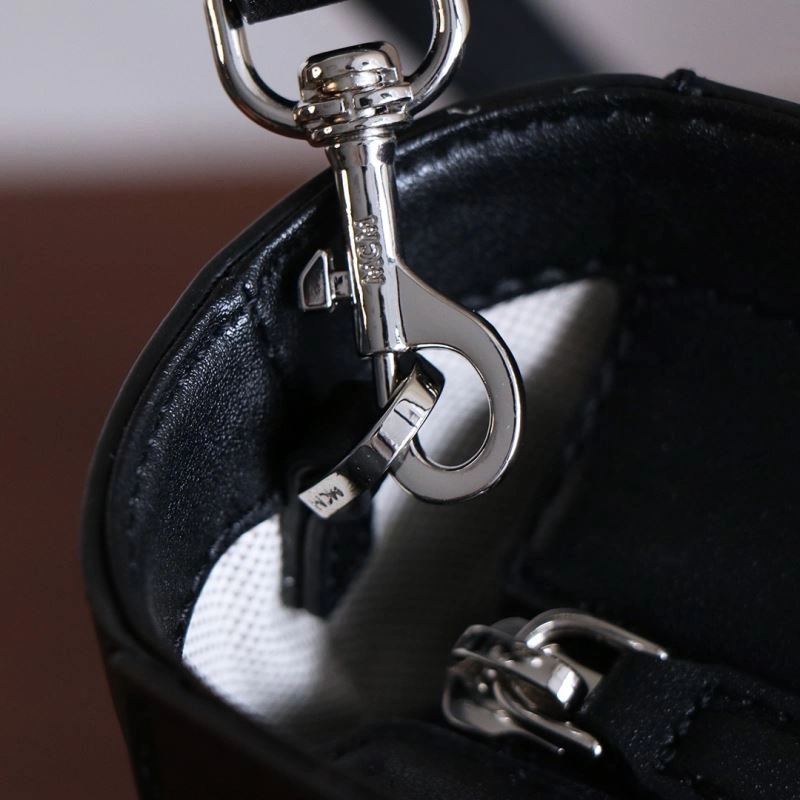 Inexpensive MCM Shopping Bags