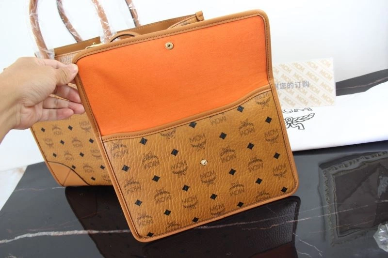 Accurate model MCM Shopping Bags