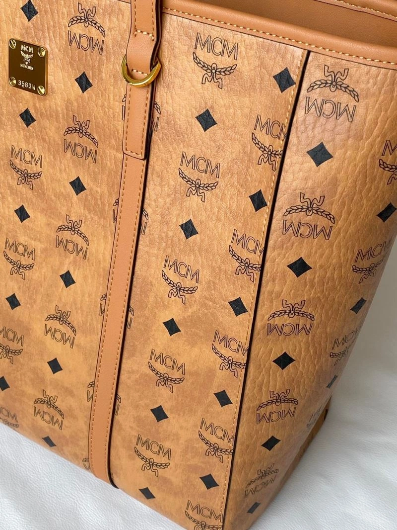 Accurate model MCM Shopping Bags