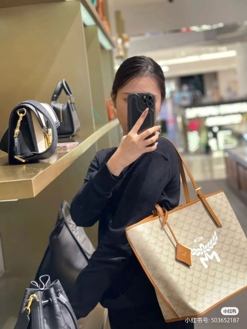 High fidelity MCM Shopping Bags