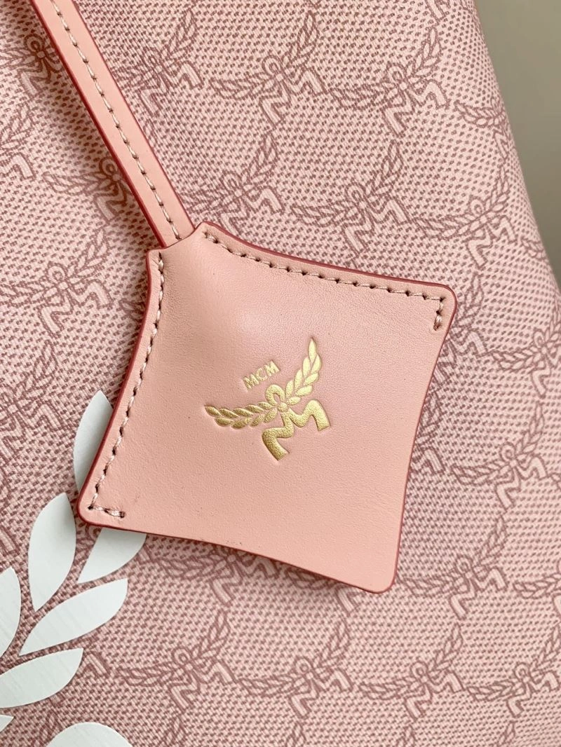 Accurate model MCM Shopping Bags