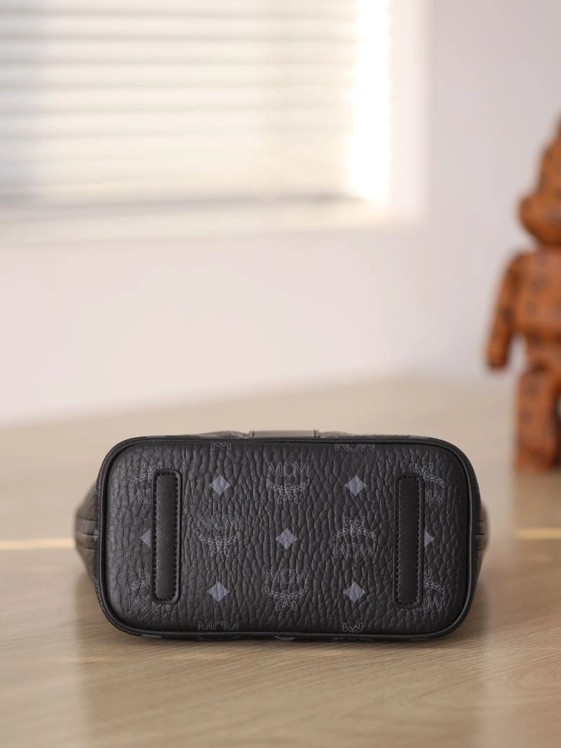 Brand-authenticated MCM Shopping Bags