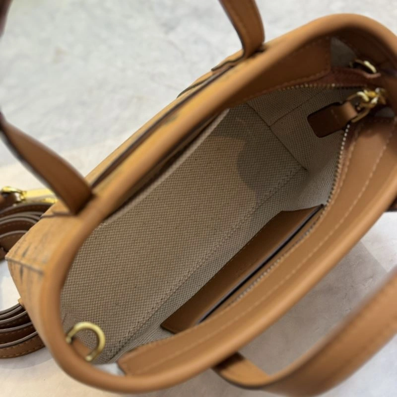 Brand-authenticated MCM Shopping Bags