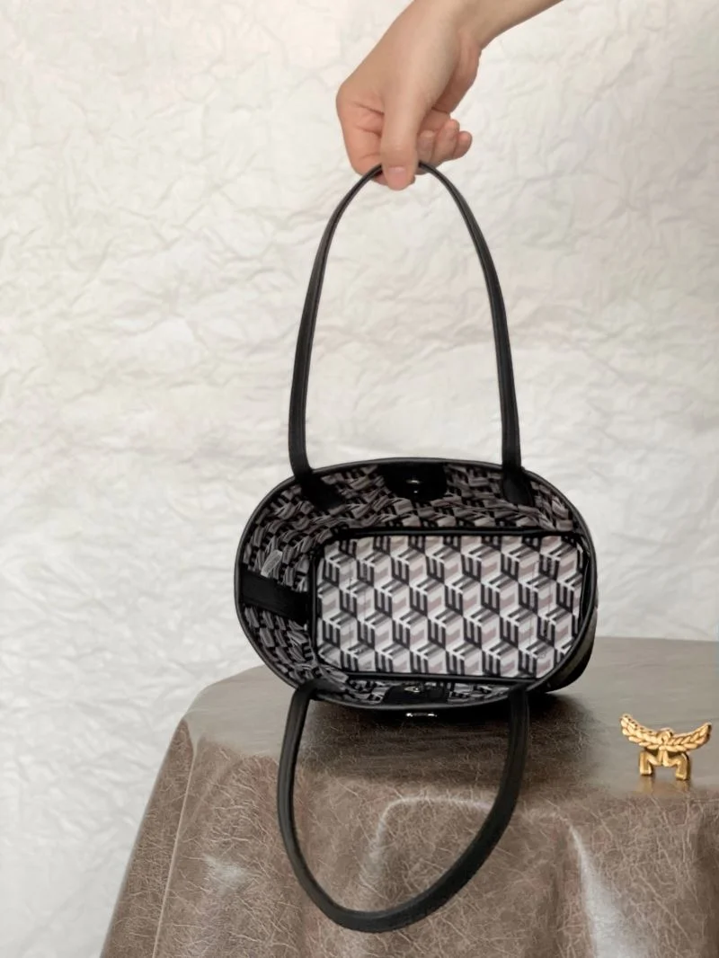 Top match MCM Shopping Bags