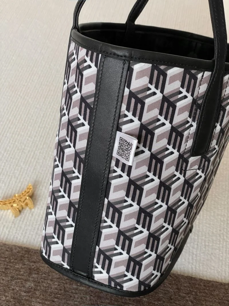 Top match MCM Shopping Bags