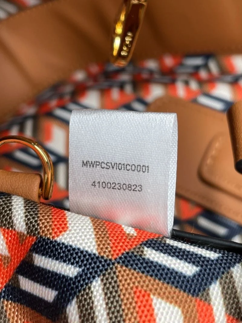 Brand-authenticated MCM Shopping Bags