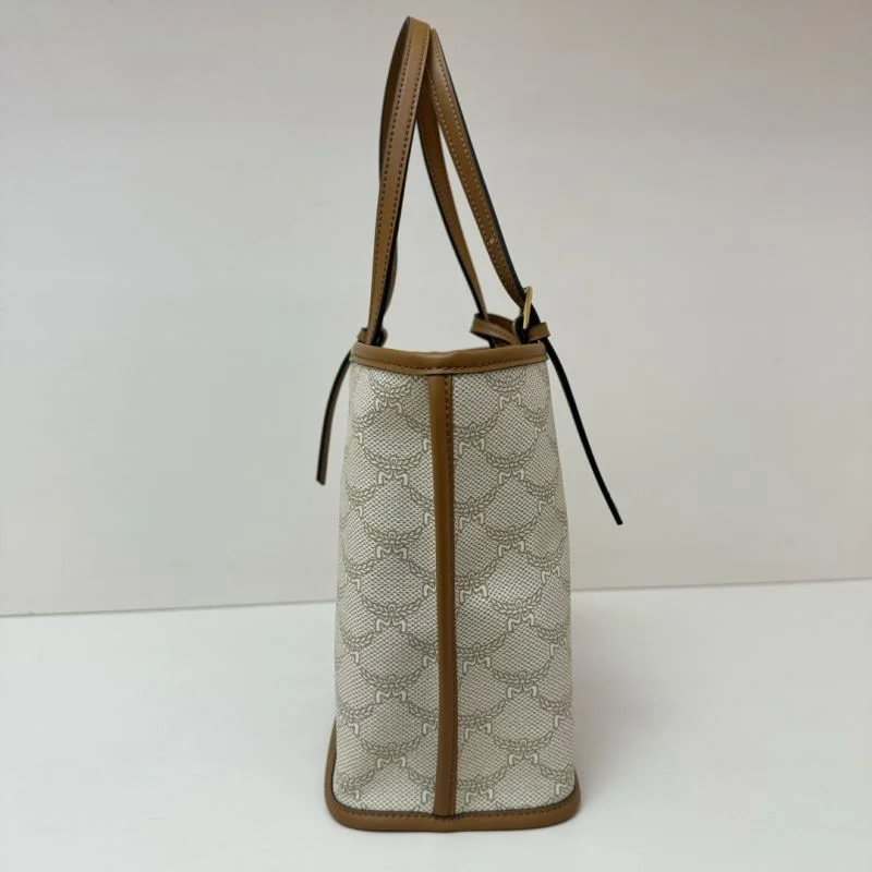Brand-authenticated MCM Shopping Bags