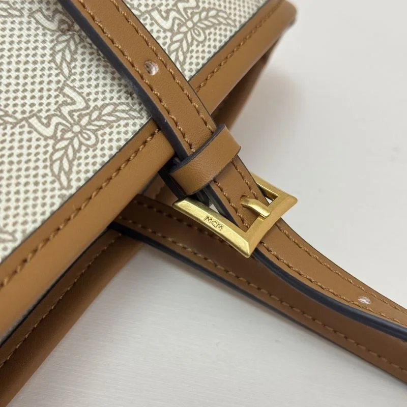 Brand-authenticated MCM Shopping Bags
