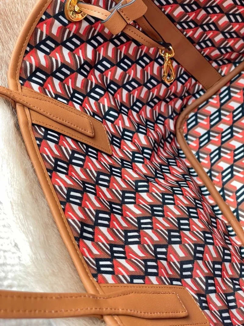 Mirror quality MCM Shopping Bags