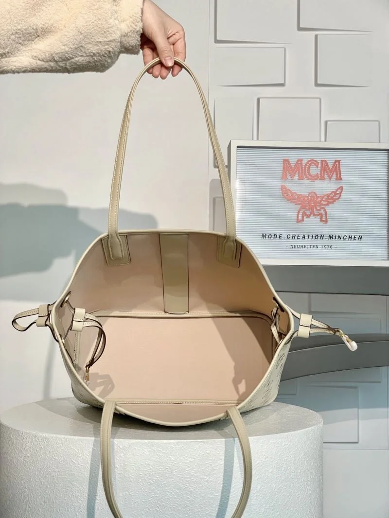 Top mirror MCM Shopping Bags