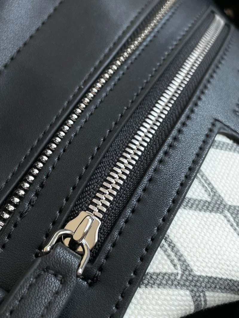 Brand-original MCM Shopping Bags