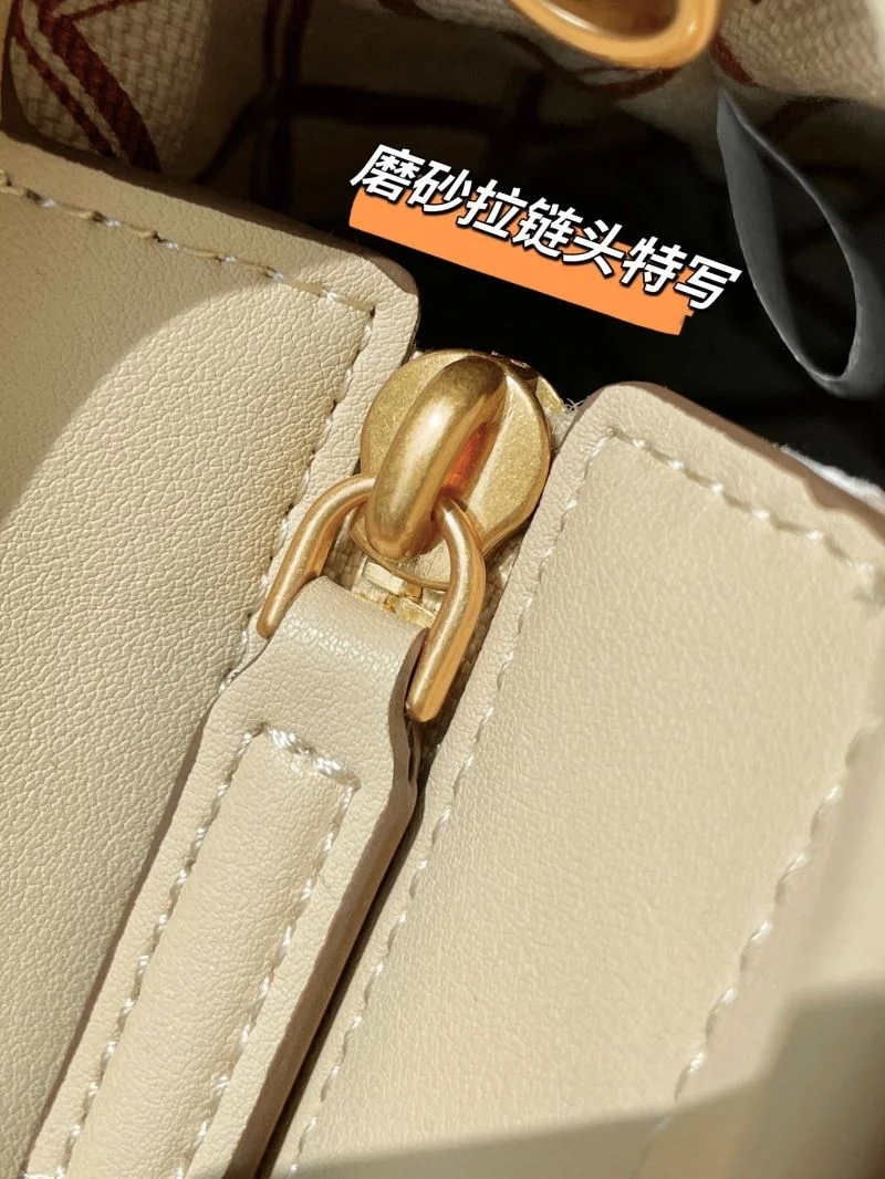 Mirror quality MCM Shopping Bags