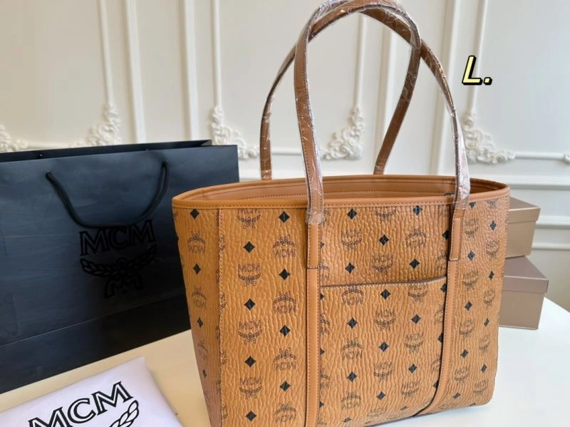 Accurate model MCM Shopping Bags