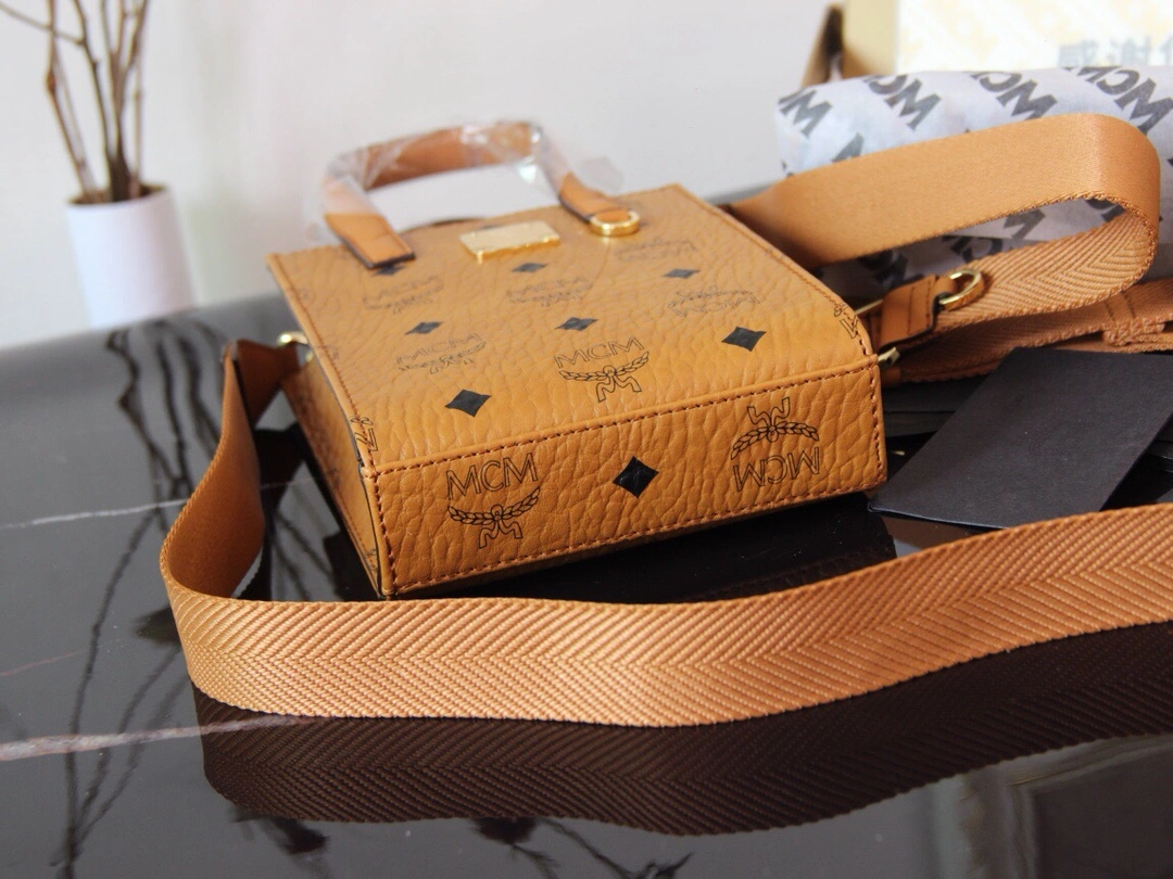 Top mirror MCM Top Handle Bags