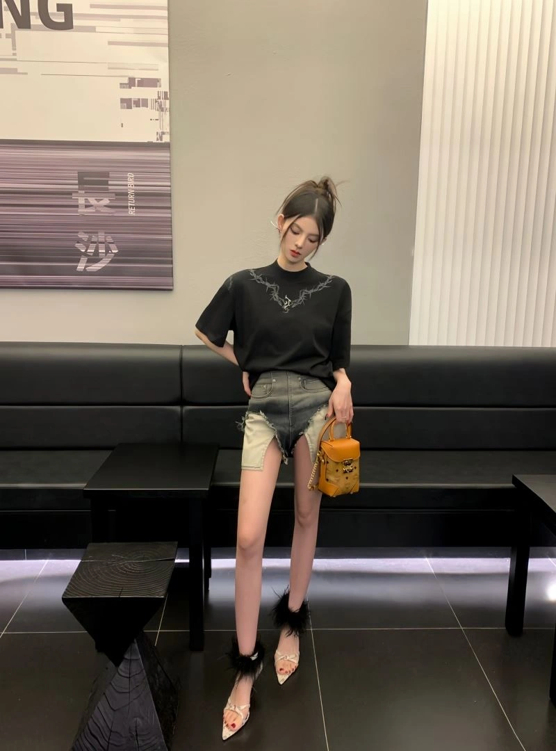 Bargain MCM Top Handle Bags
