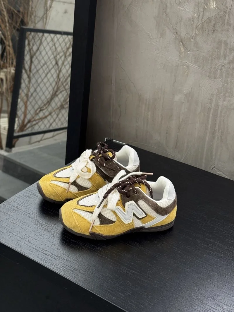 Top match MIU MIU SHOES
