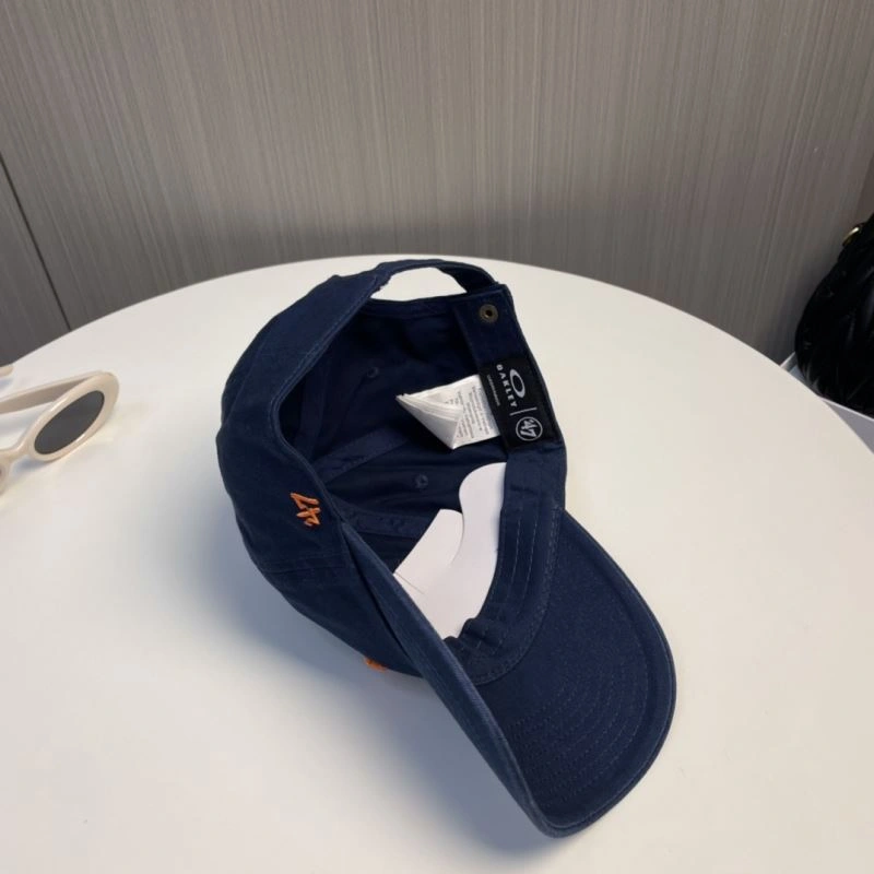 Low-cost MLB Caps