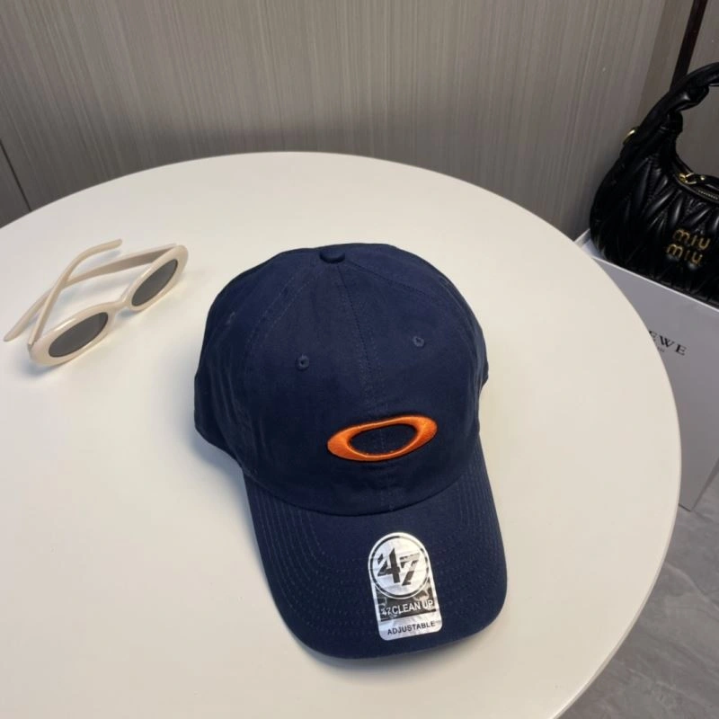 Low-cost MLB Caps