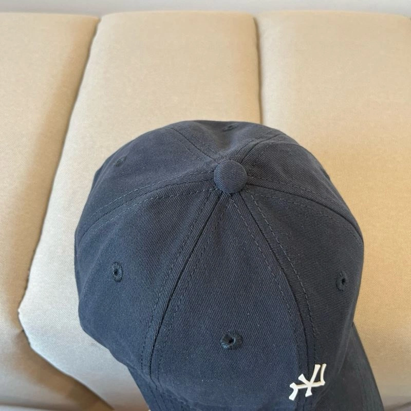 Cut-rate MLB Caps