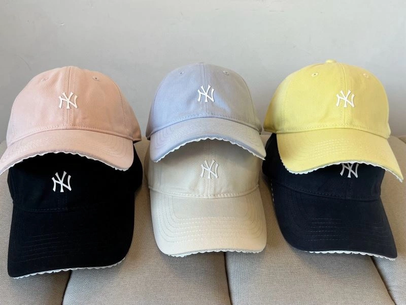 Cut-rate MLB Caps