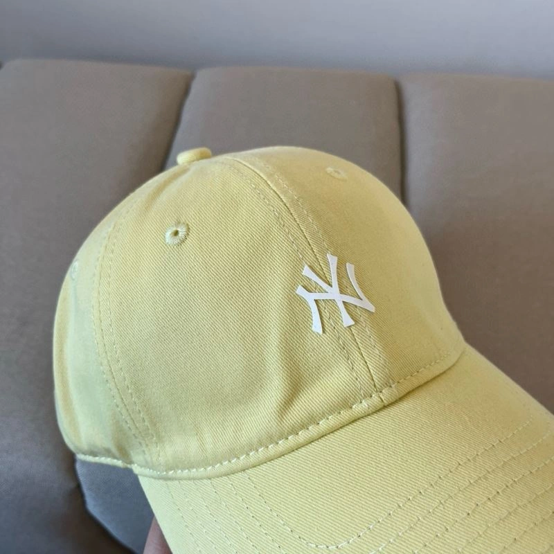 Value-priced MLB Caps