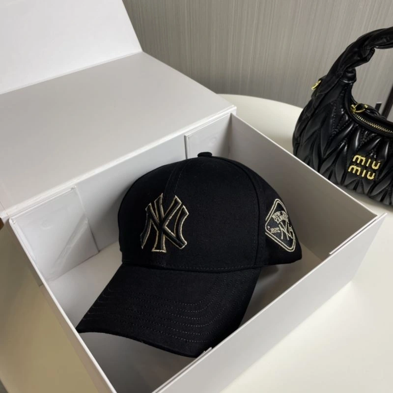 Discounted MLB Caps