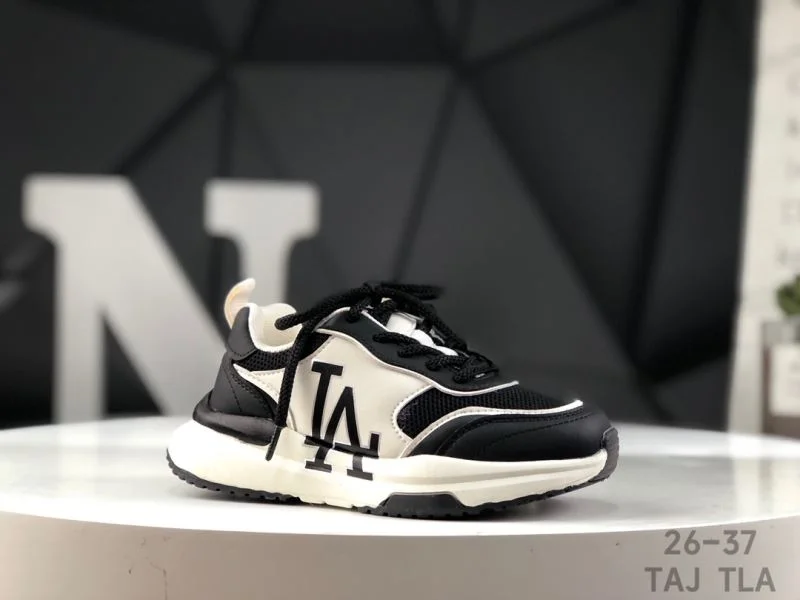 MLB SHOES