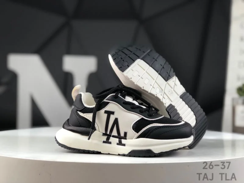 High accuracy MLB SHOES
