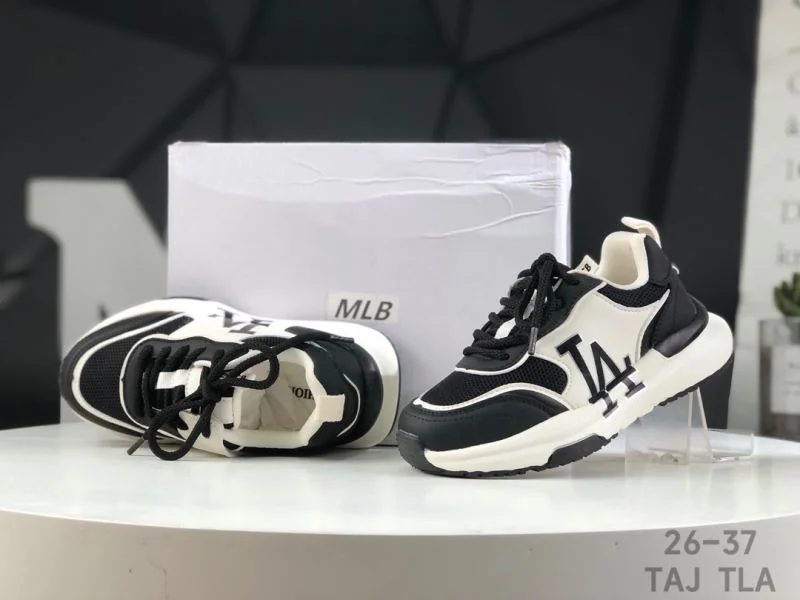 High accuracy MLB SHOES