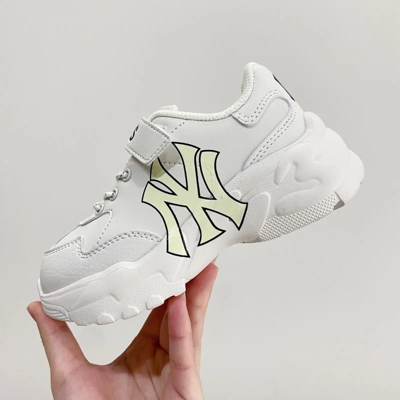 Low-cost MLB SHOES