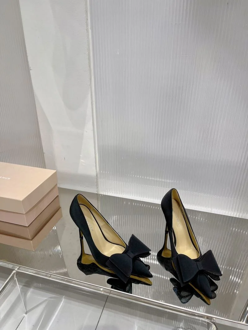 High fidelity Mach Mach Shoes