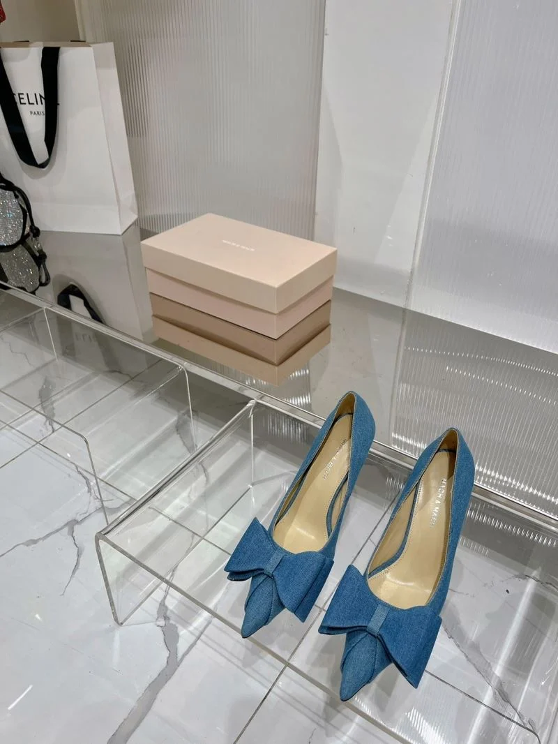 Exact replica Mach Mach Shoes