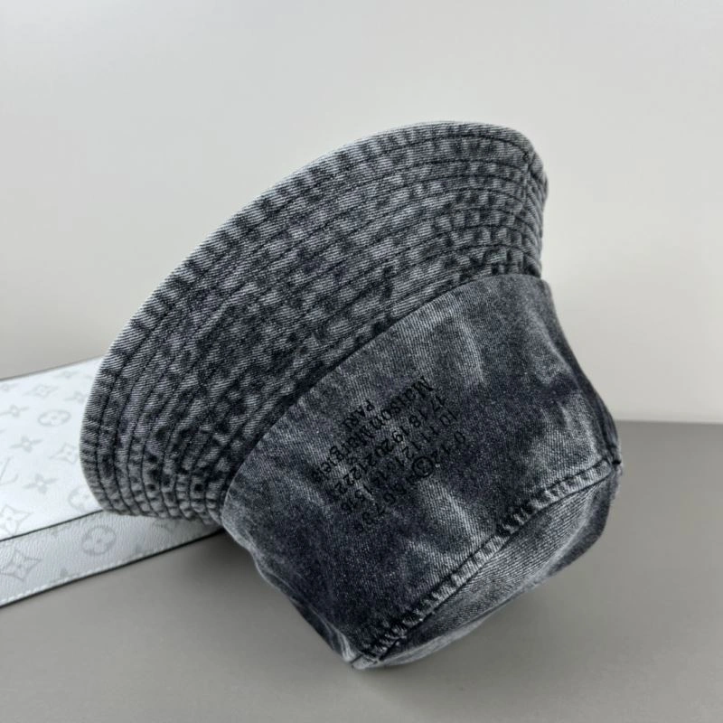 Bargain Maison Margiela Caps