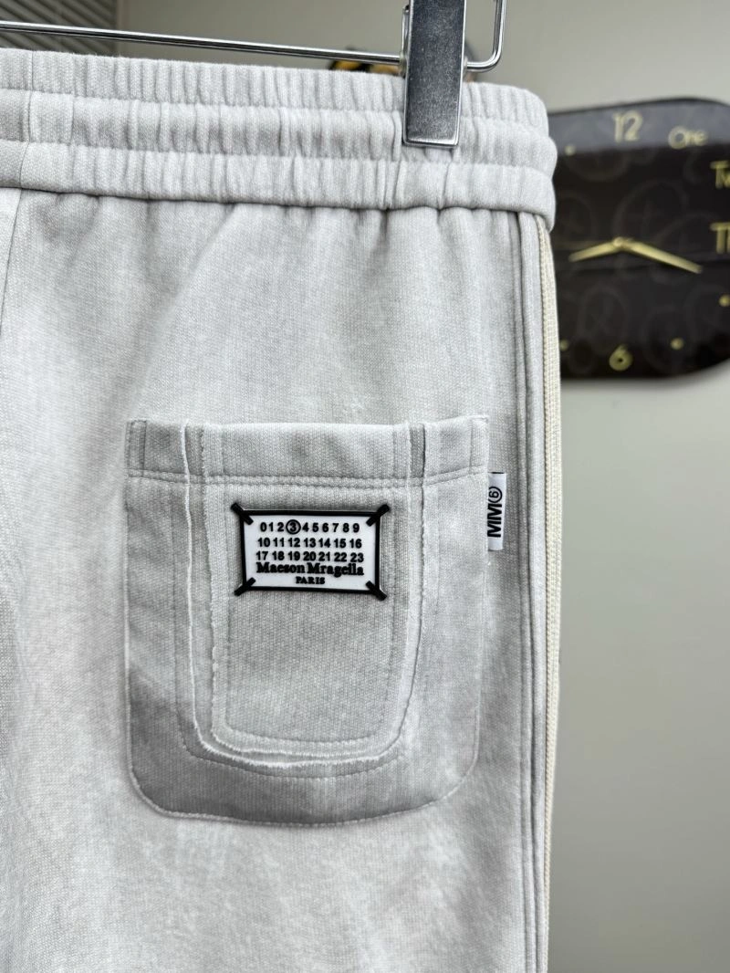 Top match Maison Margiela Long Pants