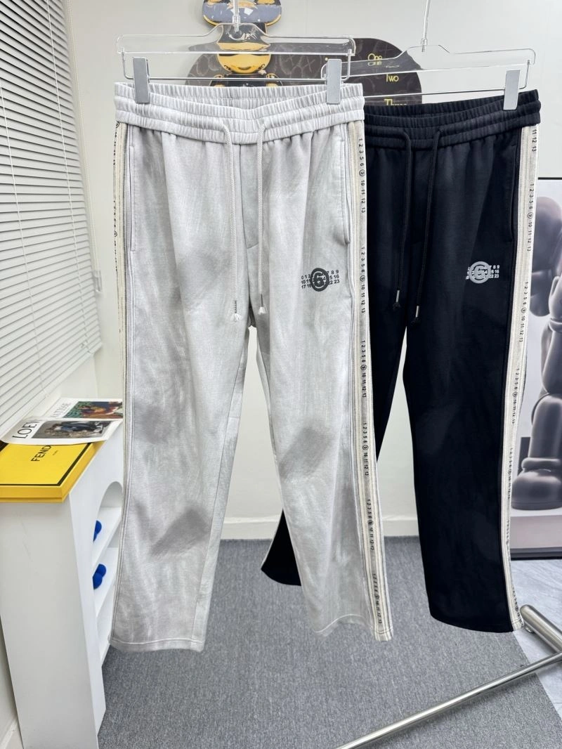 Top match Maison Margiela Long Pants