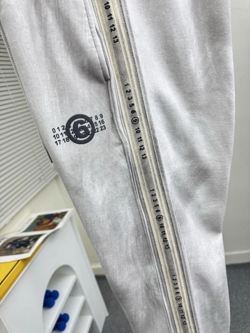 Top match Maison Margiela Long Pants