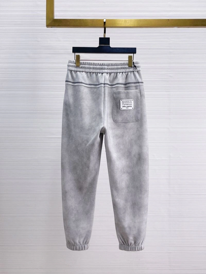 Accurate model Maison Margiela Long Pants