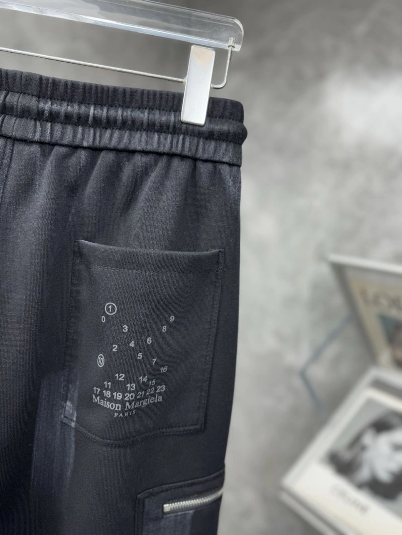 Accurate model Maison Margiela Long Pants