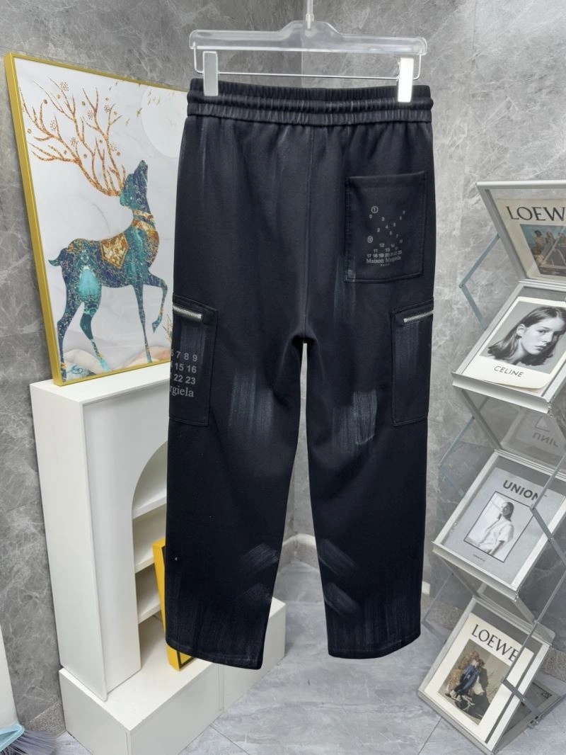 Accurate model Maison Margiela Long Pants