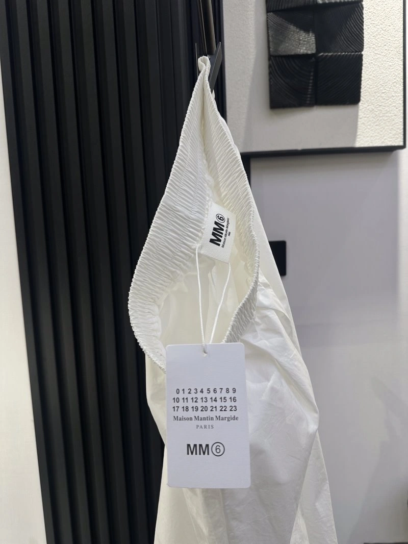 Indistinguishable Maison Margiela Long Pants