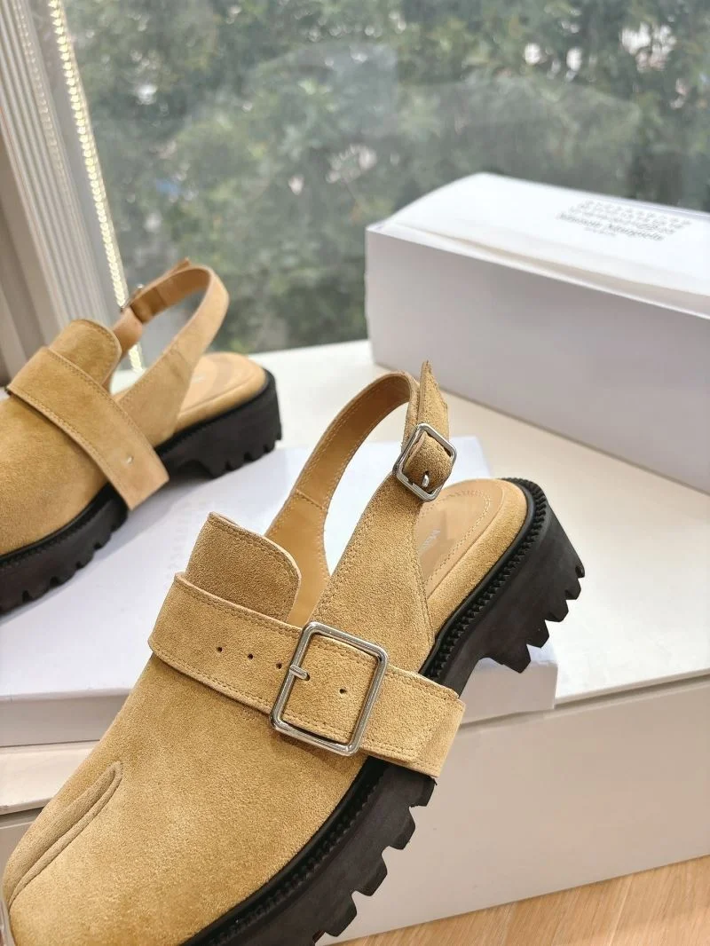 Top mirror Maison Margiela Sandals