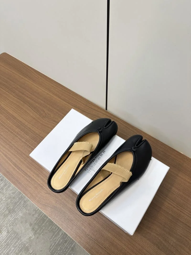 Indistinguishable Maison Margiela Sandals