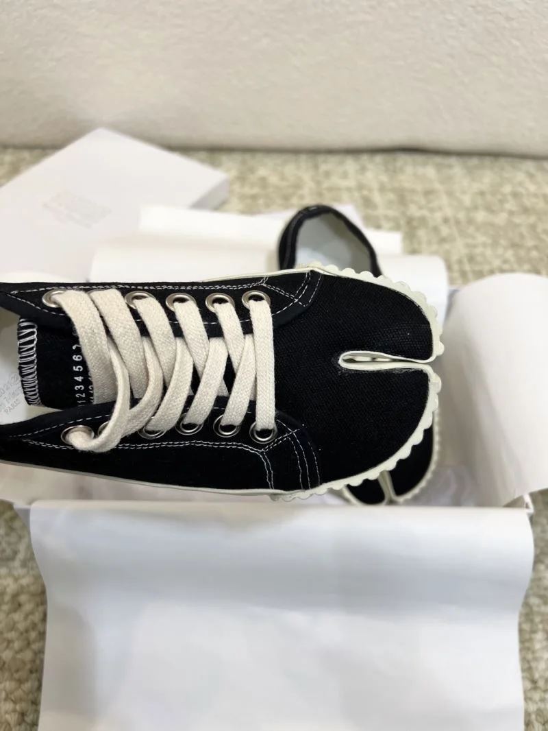 Top mirror Maison Margiela Shoes