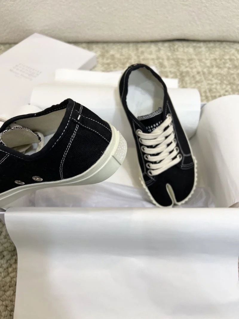 Top mirror Maison Margiela Shoes