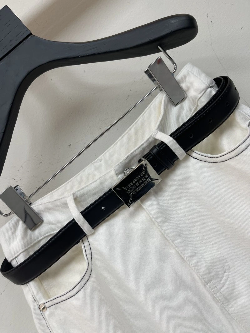 Factory-made Maison Margiela Short Pants