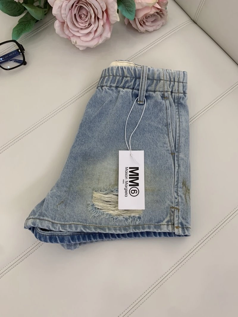 Value-priced Maison Margiela Short Pants
