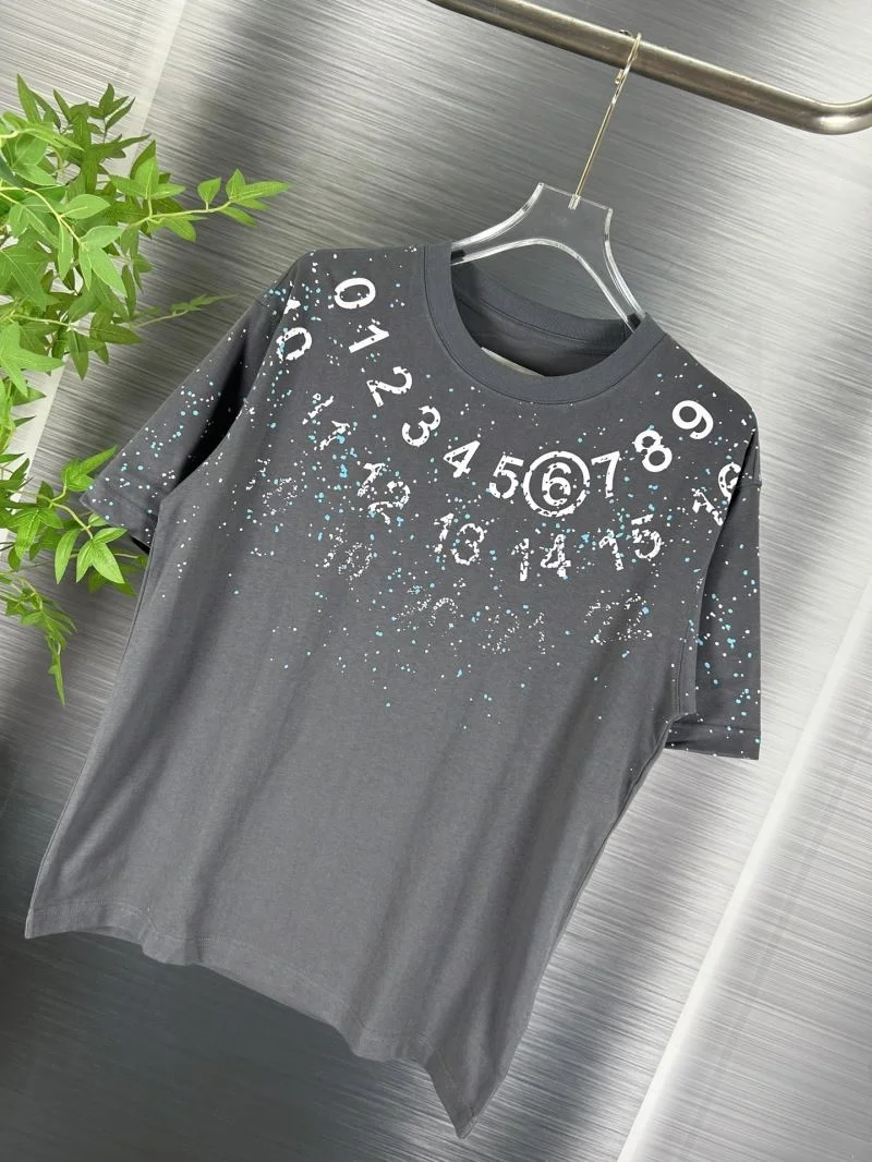 Accurate model Maison Margiela T-Shirts
